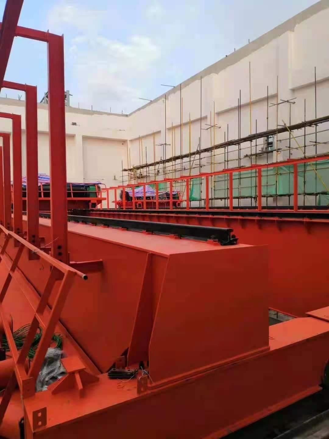 12,5 t dubbelbalk travers för sophantering | ZOKE KRAN