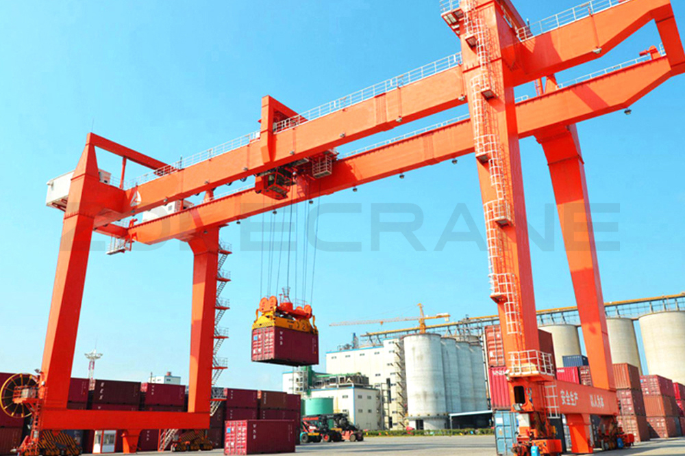 15 años de fabricación de grúas pórtico sobre raíles para contenedores ...