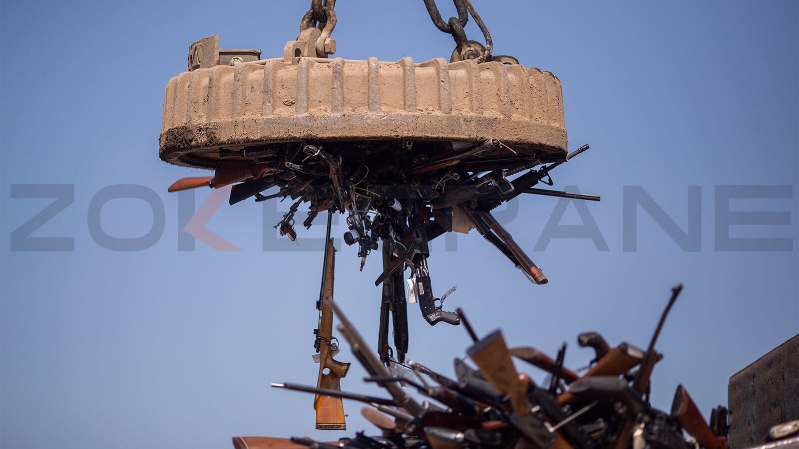 A Comprehensive Guide to the Different Types of Crane Grabs | ZOKE CRANE